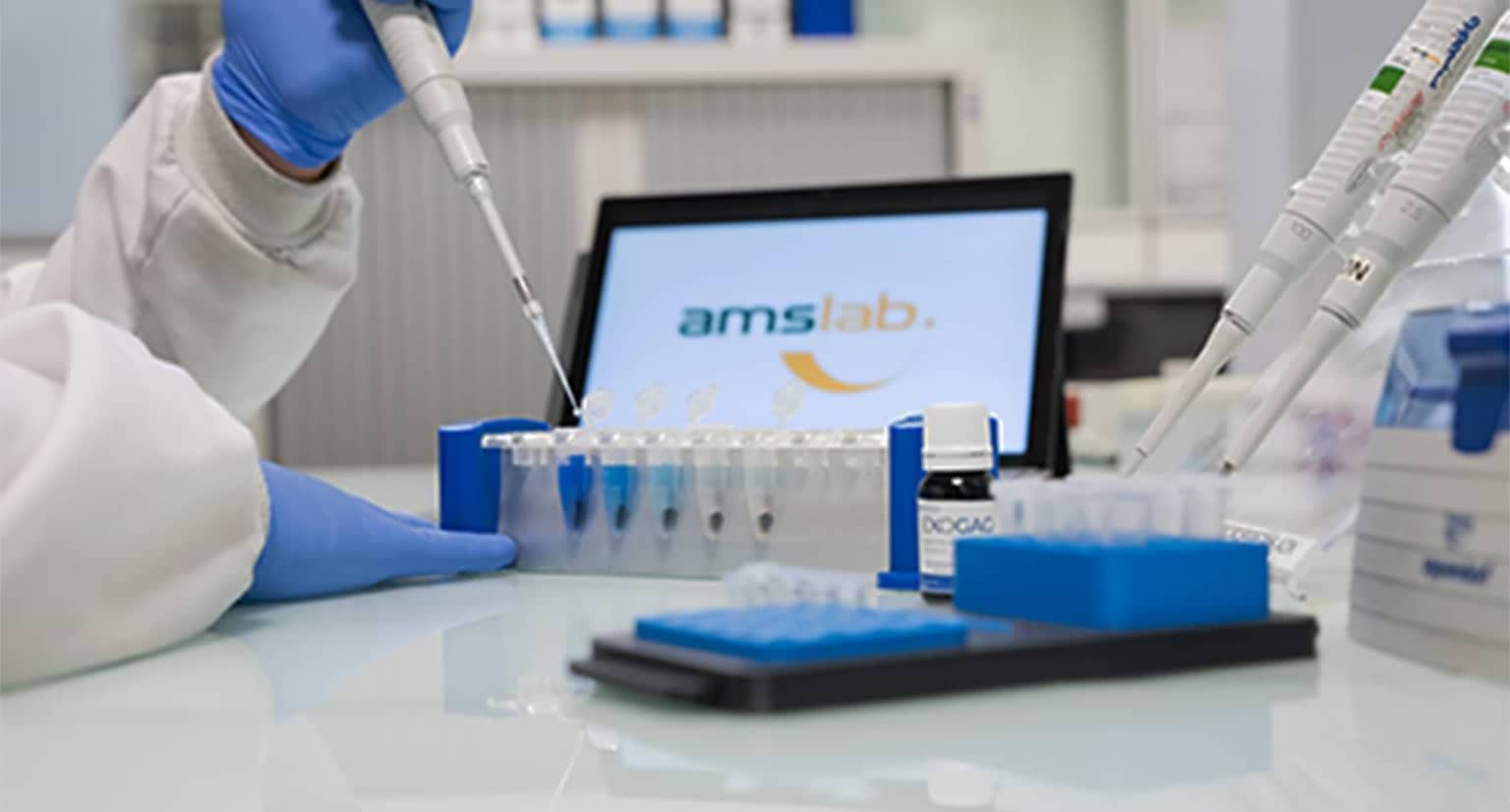 AMSlab Academy, biotechnology training | AMSlab